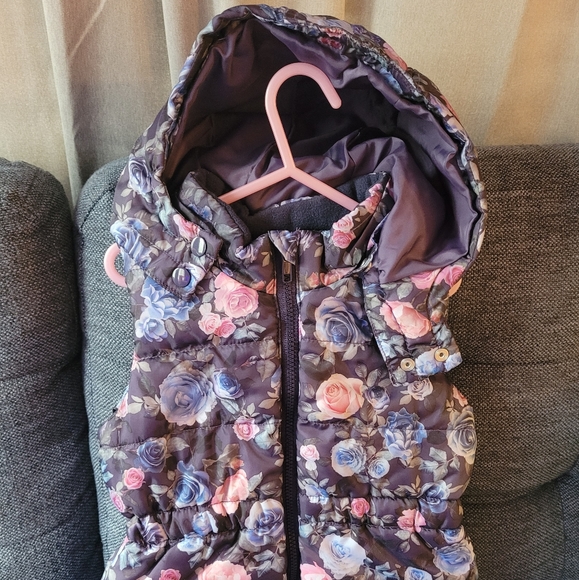 H&M | Jackets & Coats | Hm Girls Puffer Jacket Vest Hooded Floral ...